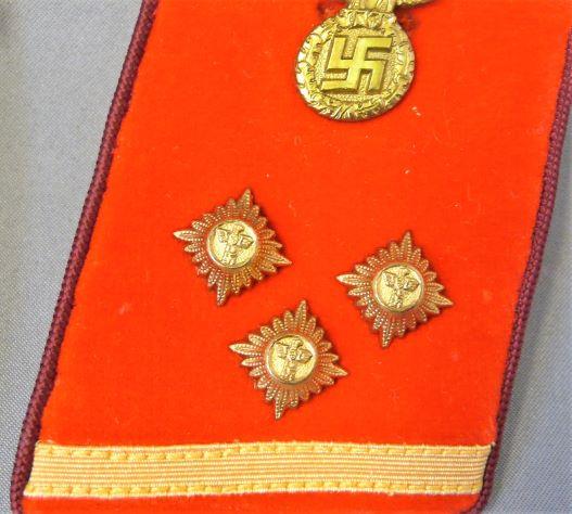 Antiquities of the Reich | NSDAP POLITICAL LEADER COLLAR PATCHES